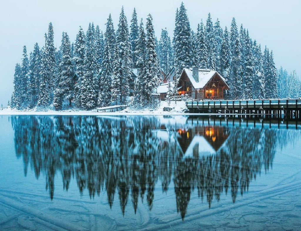 YOHO NATIONAL PARK’S EMERALD LAKE IS ABSOLUTE MAGIC DURING THE WINTER – STRUB Activewear