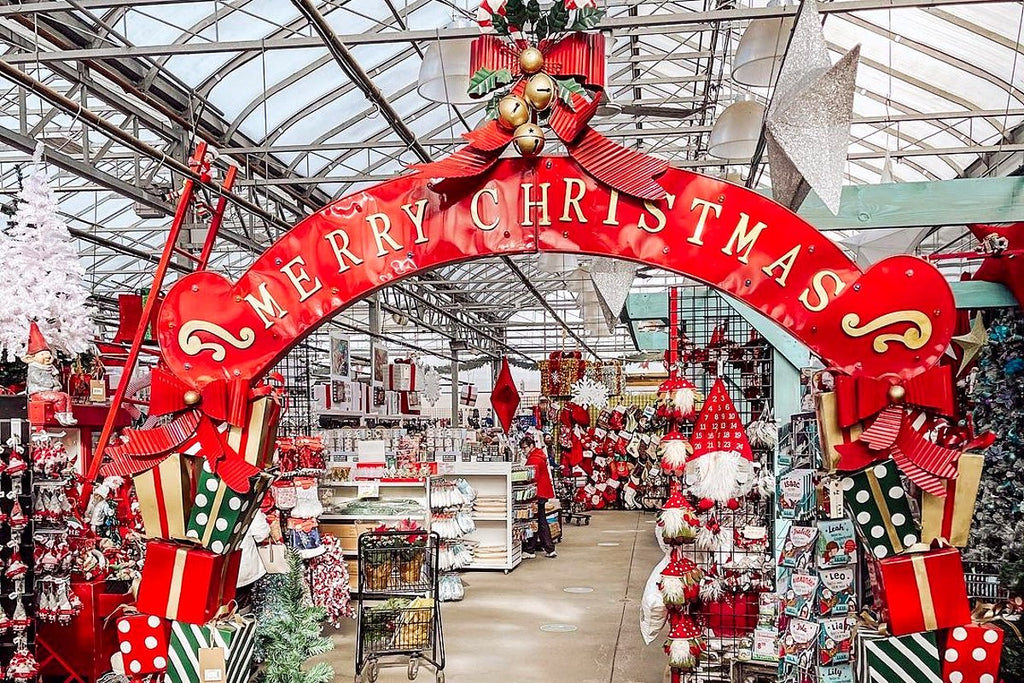 THIS 28,000 SQ-FT CHRISTMAS STORE IN SURREY IS THE LARGEST IN B.C ...